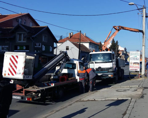 Nova pijaca u Borči ukleta - čak pet puta otvarana! - www.lobi-info.rs